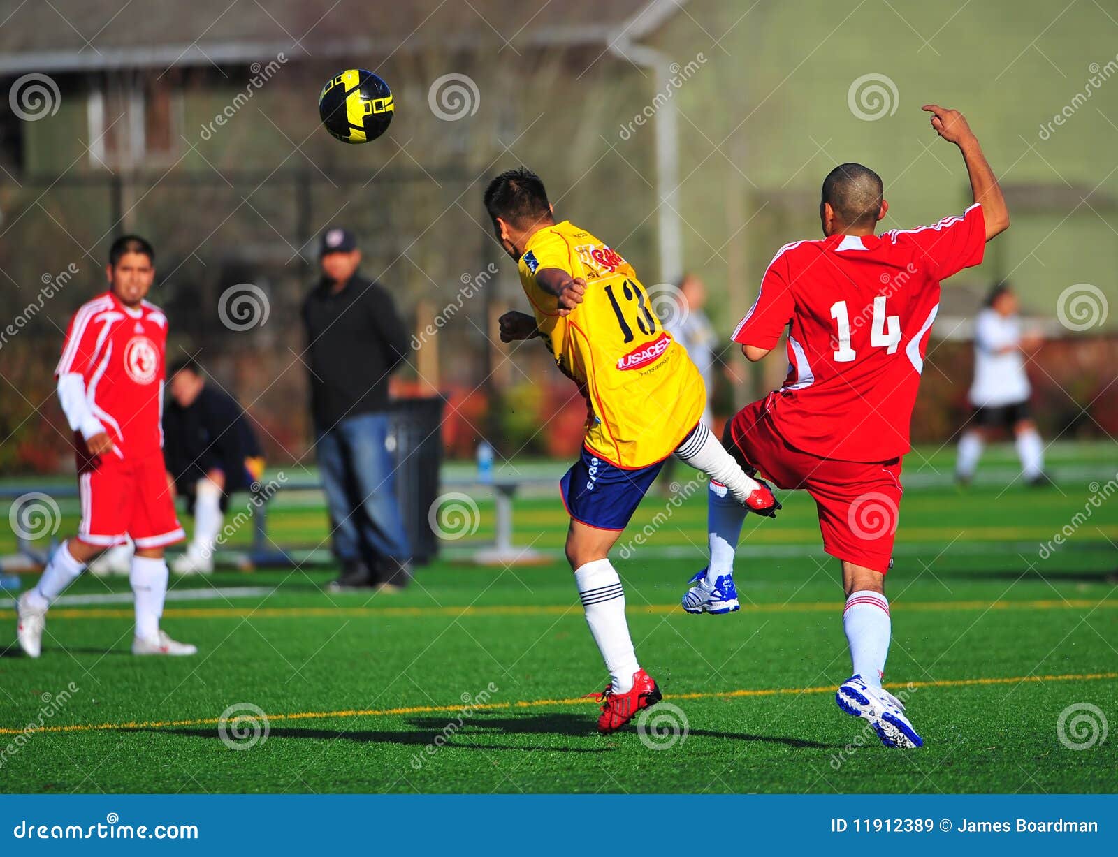 Mens club Soccer pass editorial stock image. Image of hillsboro - 11912389