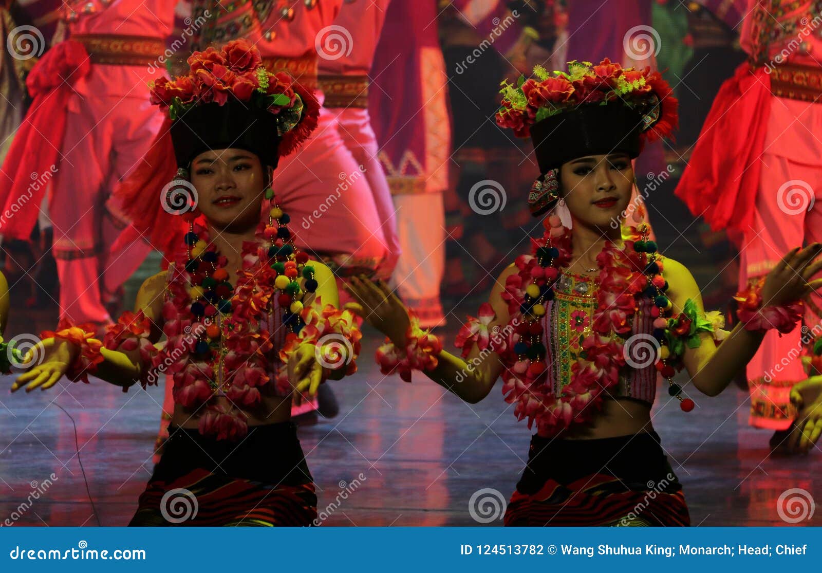 Menselijk Wezen; Mens; Persoon; Mensen Redactionele Fotografie - Image ...