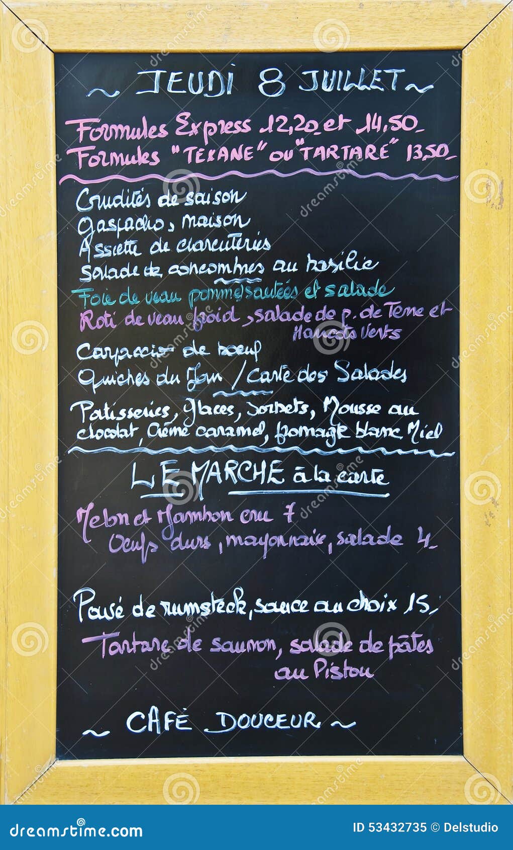 Menu Scritto in Francese Sulla Lavagna Di Un Ristorante Immagine Stock ...