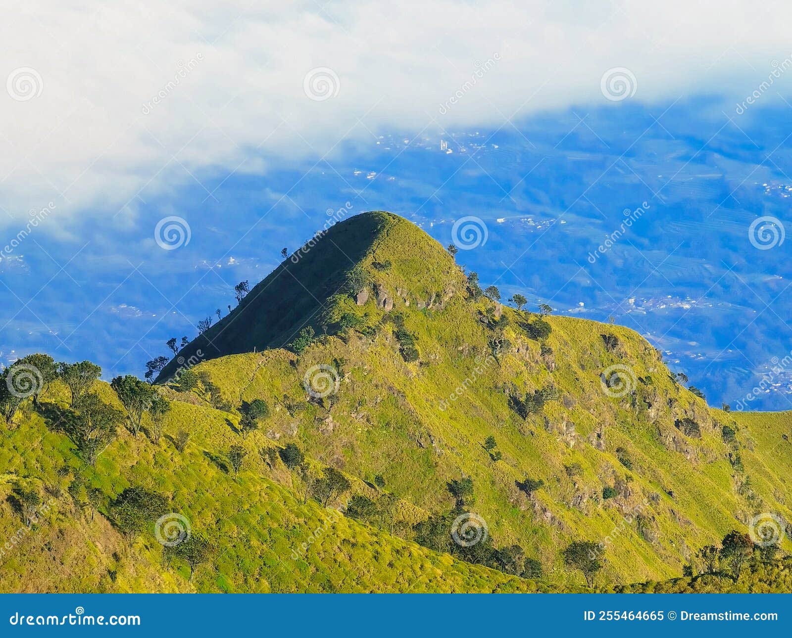 Merbabu mountain, sky view stock image. Image of cloud - 255464665