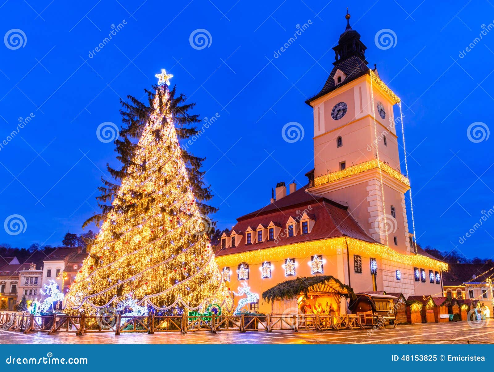 Mercado Do Natal, Brasov, Romênia Imagem de Stock - Imagem de iluminado ...