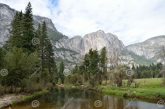 Merced River stock image. Image of rocks, view, american - 21603971