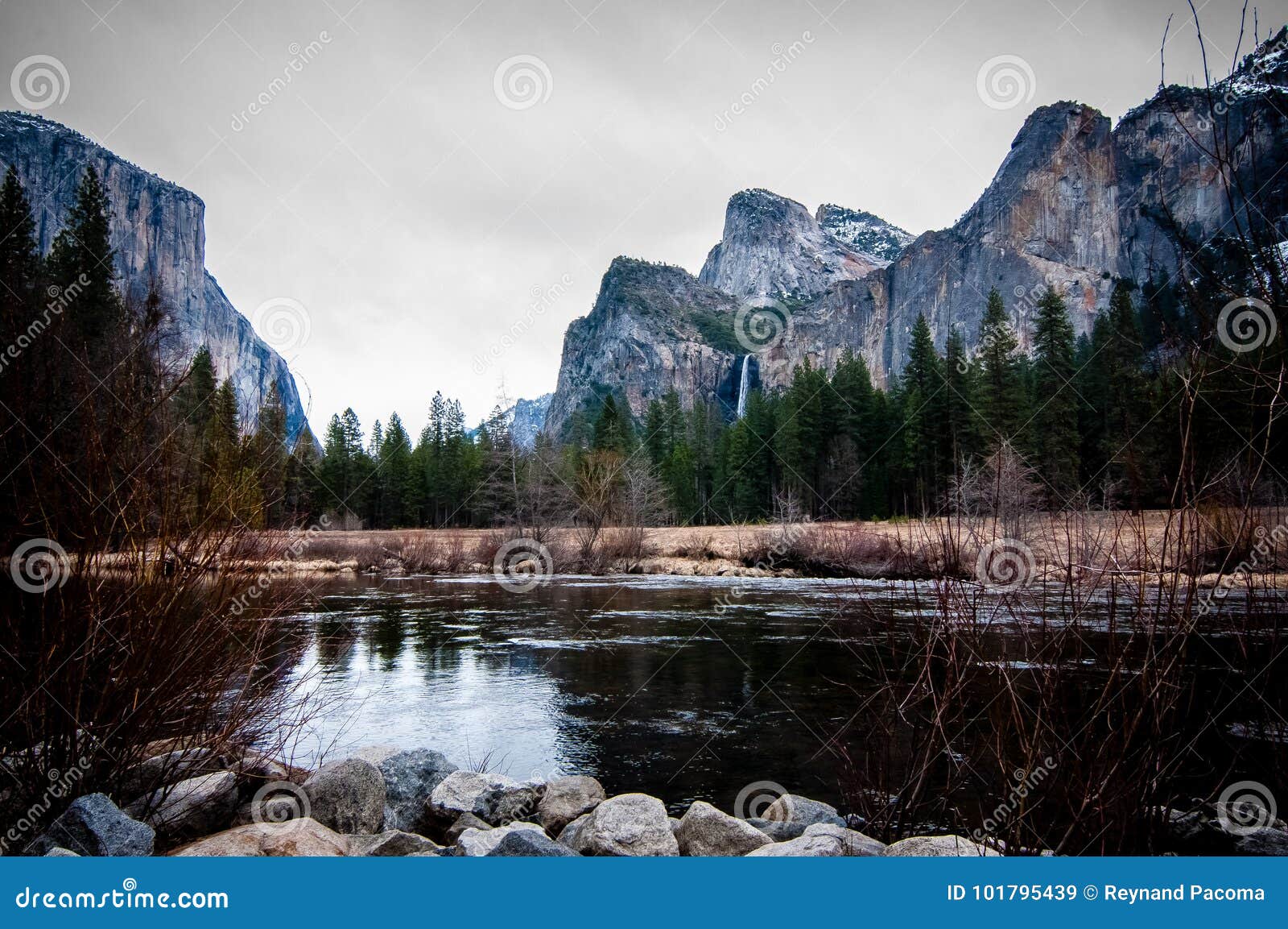 Merced River in Yosemite Valley Stock Image - Image of landscape ...