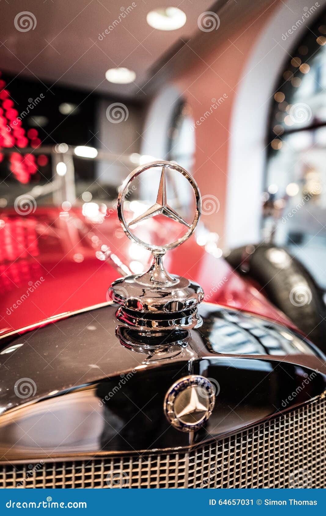 Mercedes Benz Car Emblem editorial photo. Image of emblem - 64657031