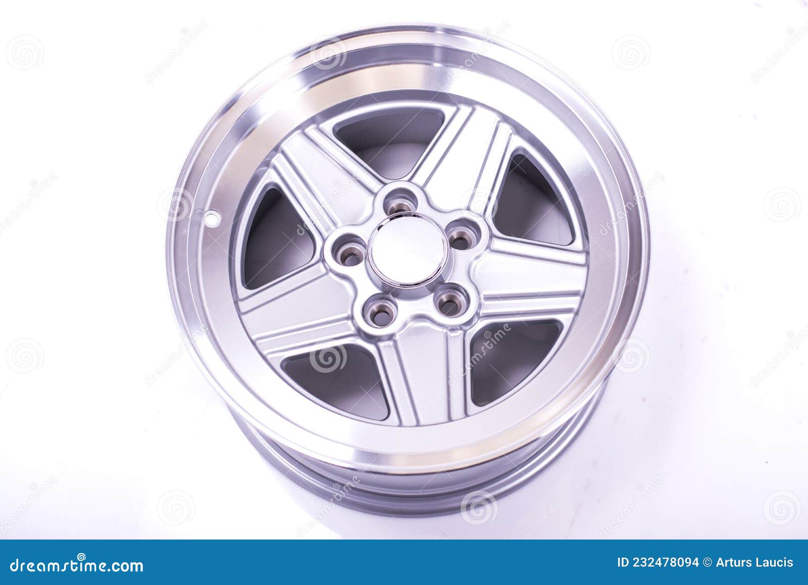 Mercedes Benz Classic 5 Spoke 16 Wheel Stock Photo - Image of sports ...