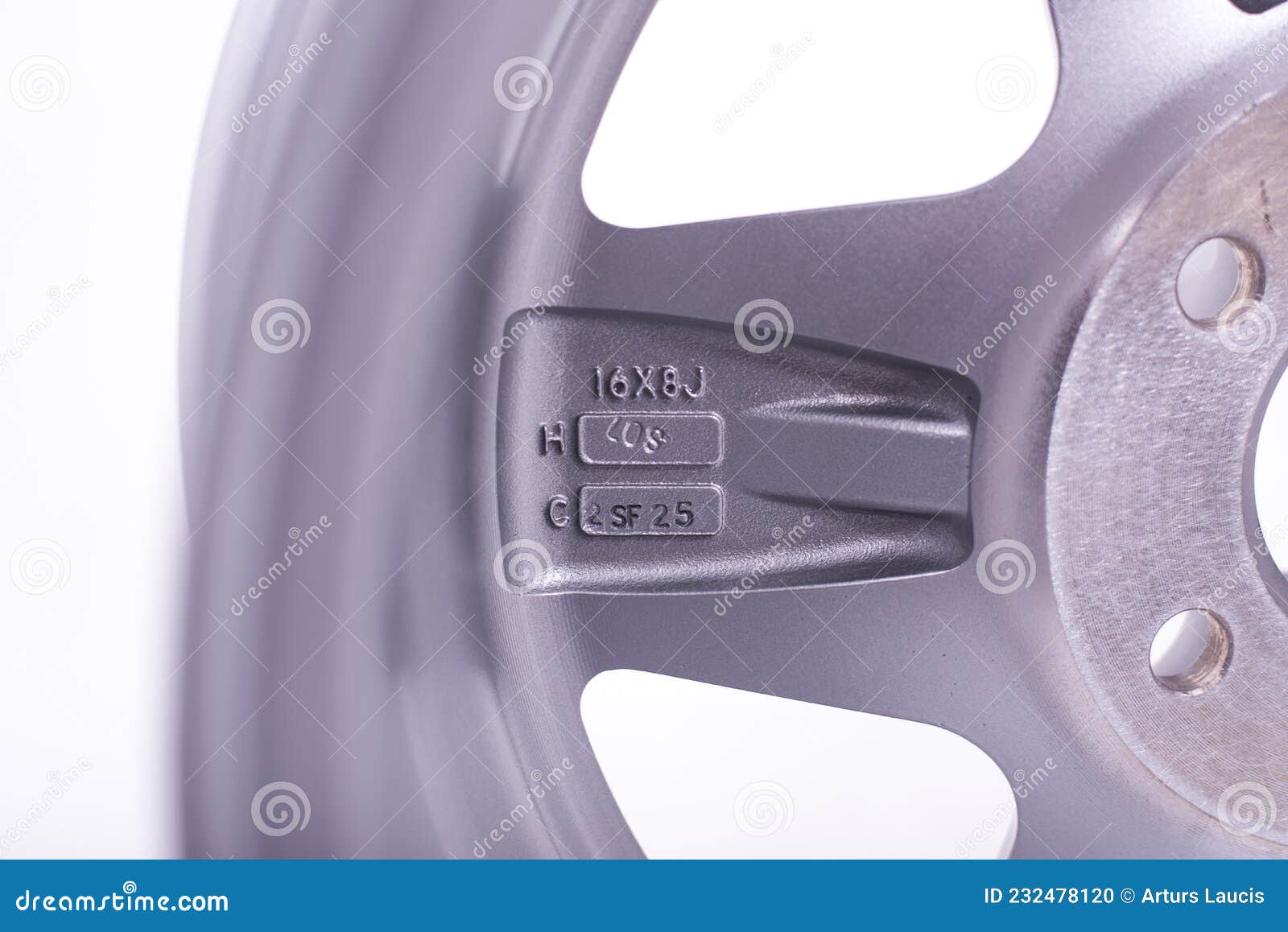 Mercedes Benz Classic 5 Spoke 16 Wheel Stock Photo - Image of object ...