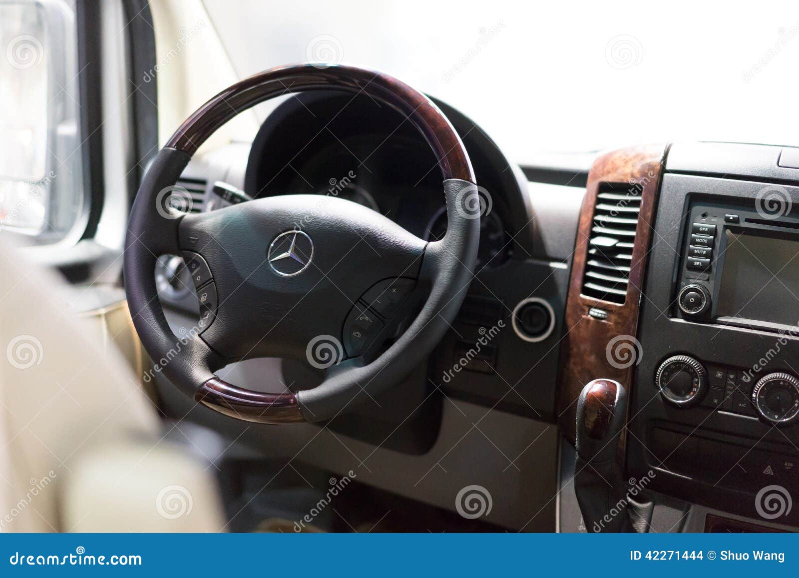 Mercedes Benz interior editorial stock image. Image of front - 42271444