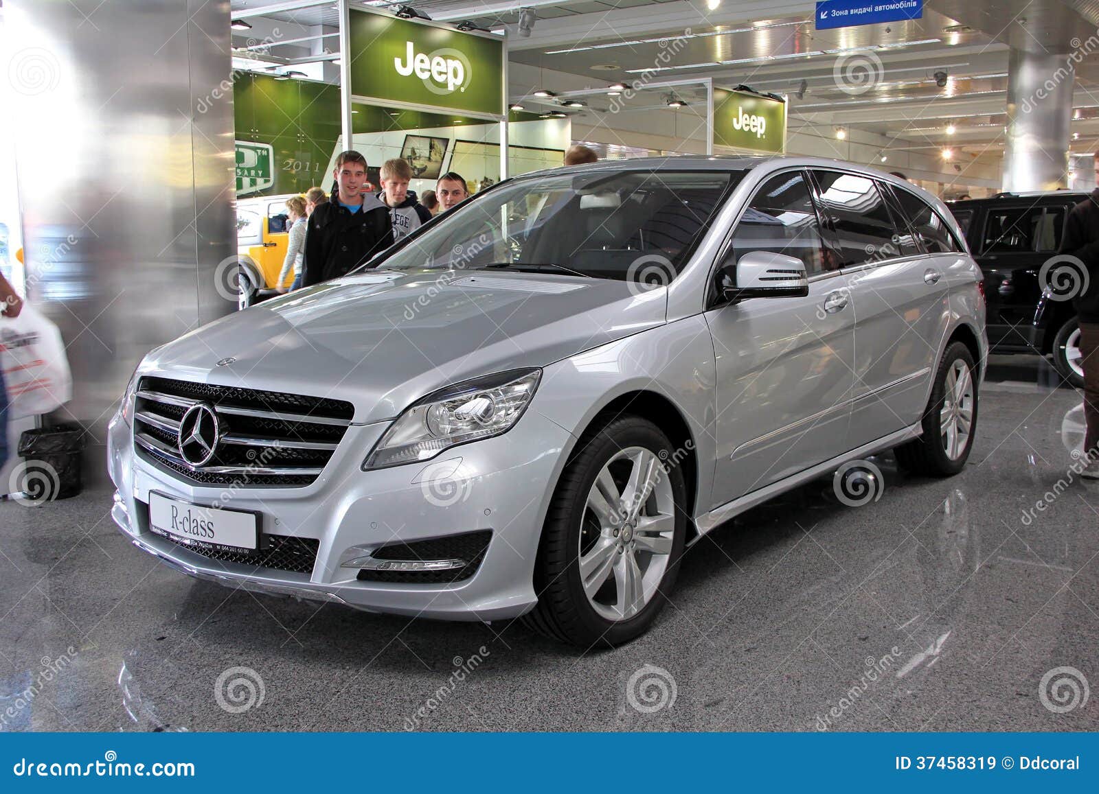 Mercedes-Benz R-class editorial stock image. Image of bolide - 37458319