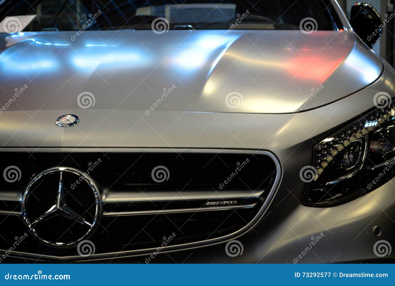 Mercedes Benz Sign Close-Up Editorial Photography - Image of editorial ...