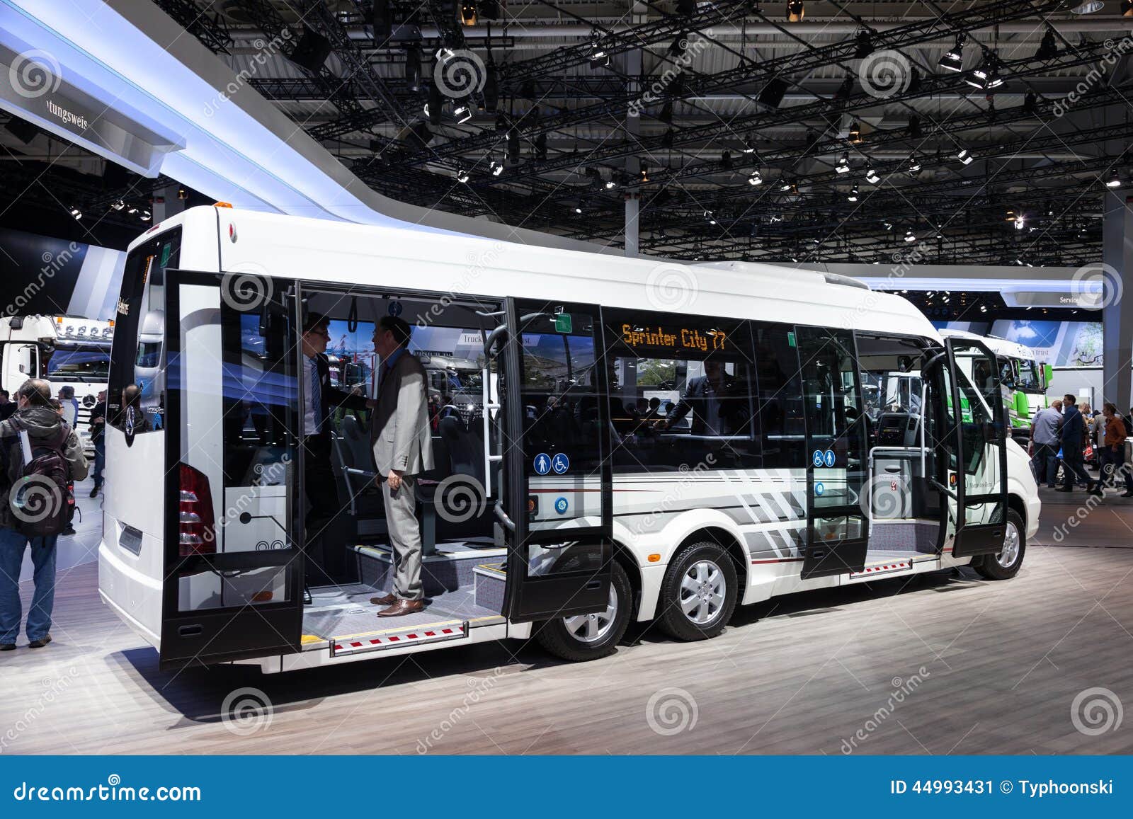 Mercedes Benz Sprinter City 77 Foto editorial - Imagen de furgoneta ...