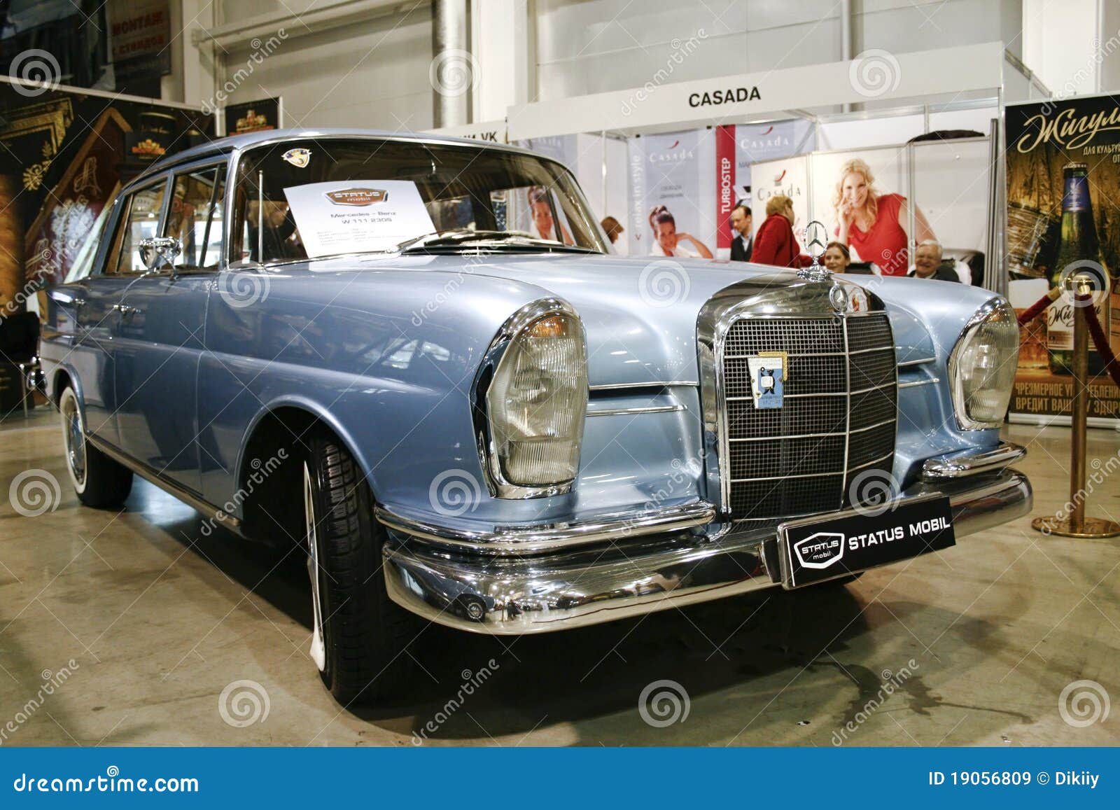 Mercedes-Benz W111 230S editorial stock image. Image of clunker - 19056809
