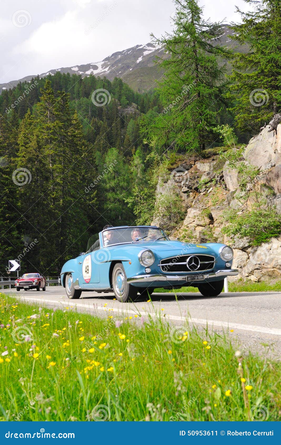 Mercedes Blu 190 SL Costruito Nel 1961 Fotografia Editoriale - Immagine ...