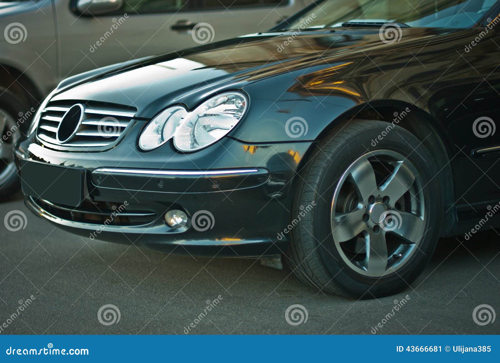 Mercedes CLK-Class stock image. Image of disk, cabriolet - 43666681