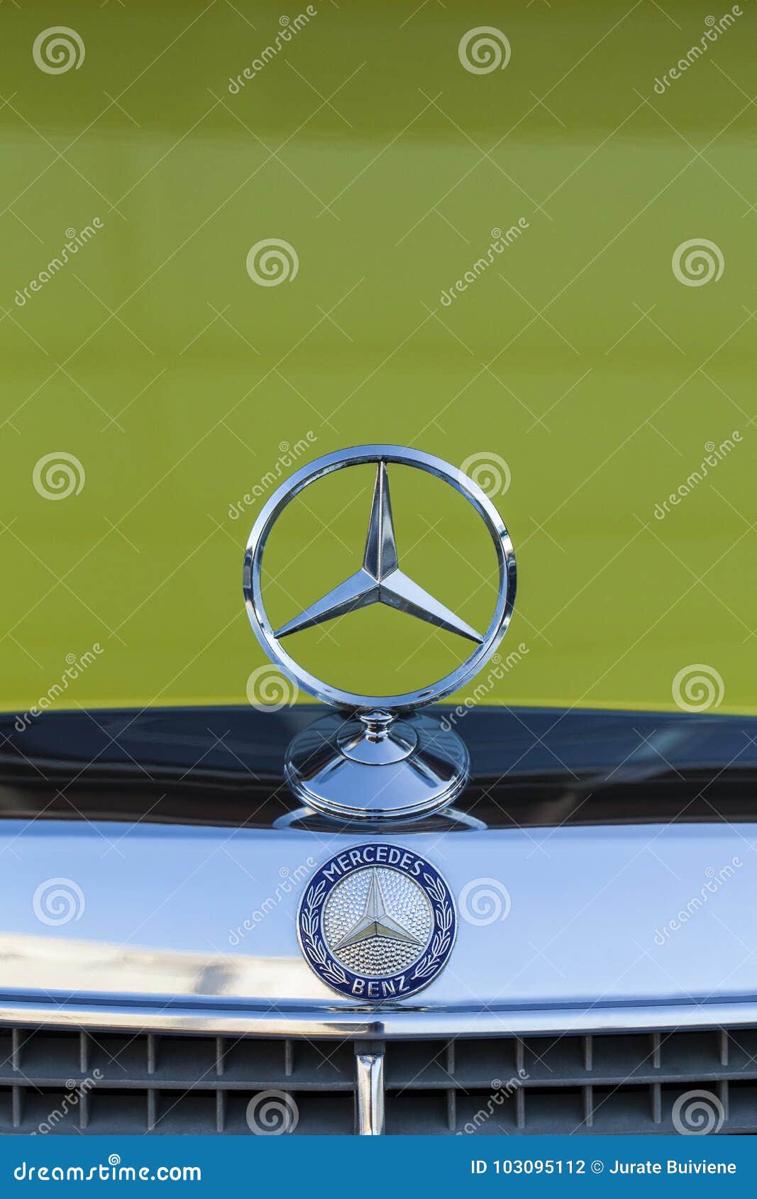 Mercedes firma fotografía editorial. Imagen de internacional - 103095112