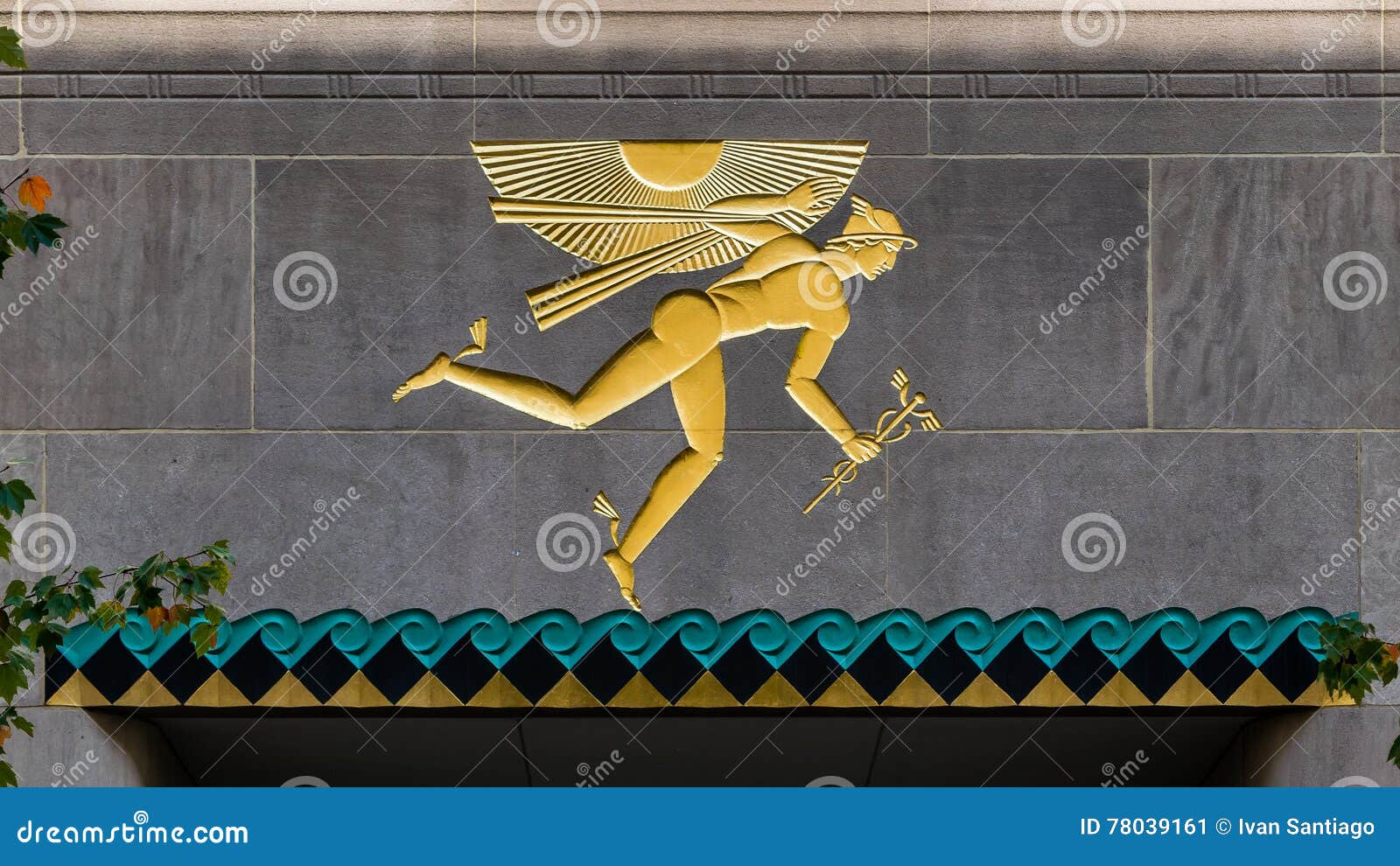 Mercury God at Rockefeller Center Editorial Photo - Image of helmet ...