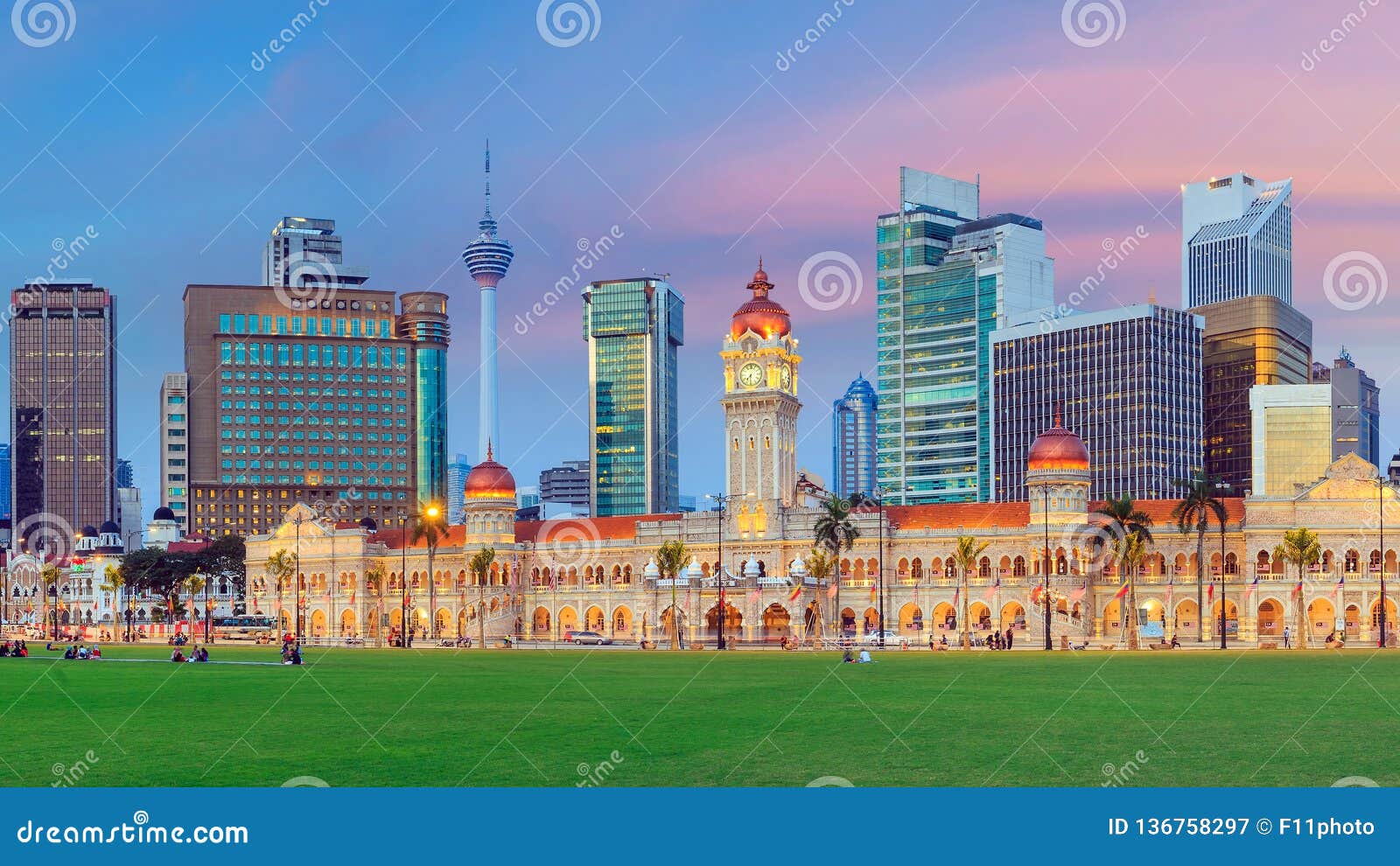 Merdeka Square in Kuala Lumpur Stock Image - Image of lumpur, menara ...