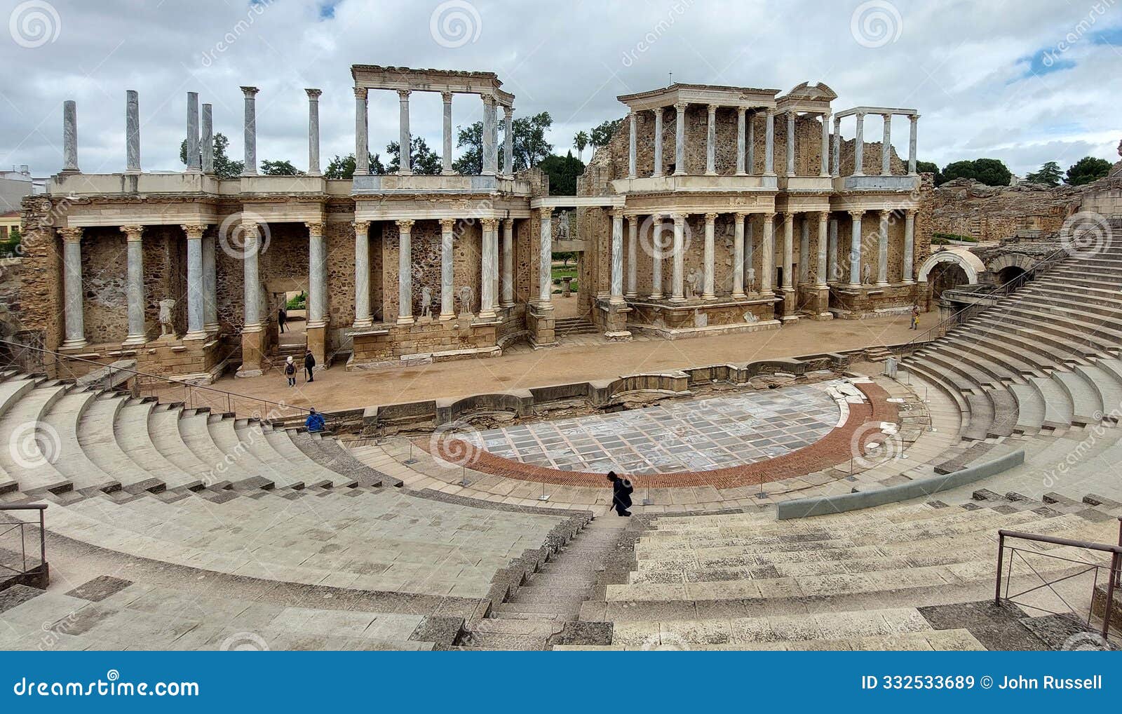 Merida amphitheatre stock image. Image of columns, renovations - 332533689