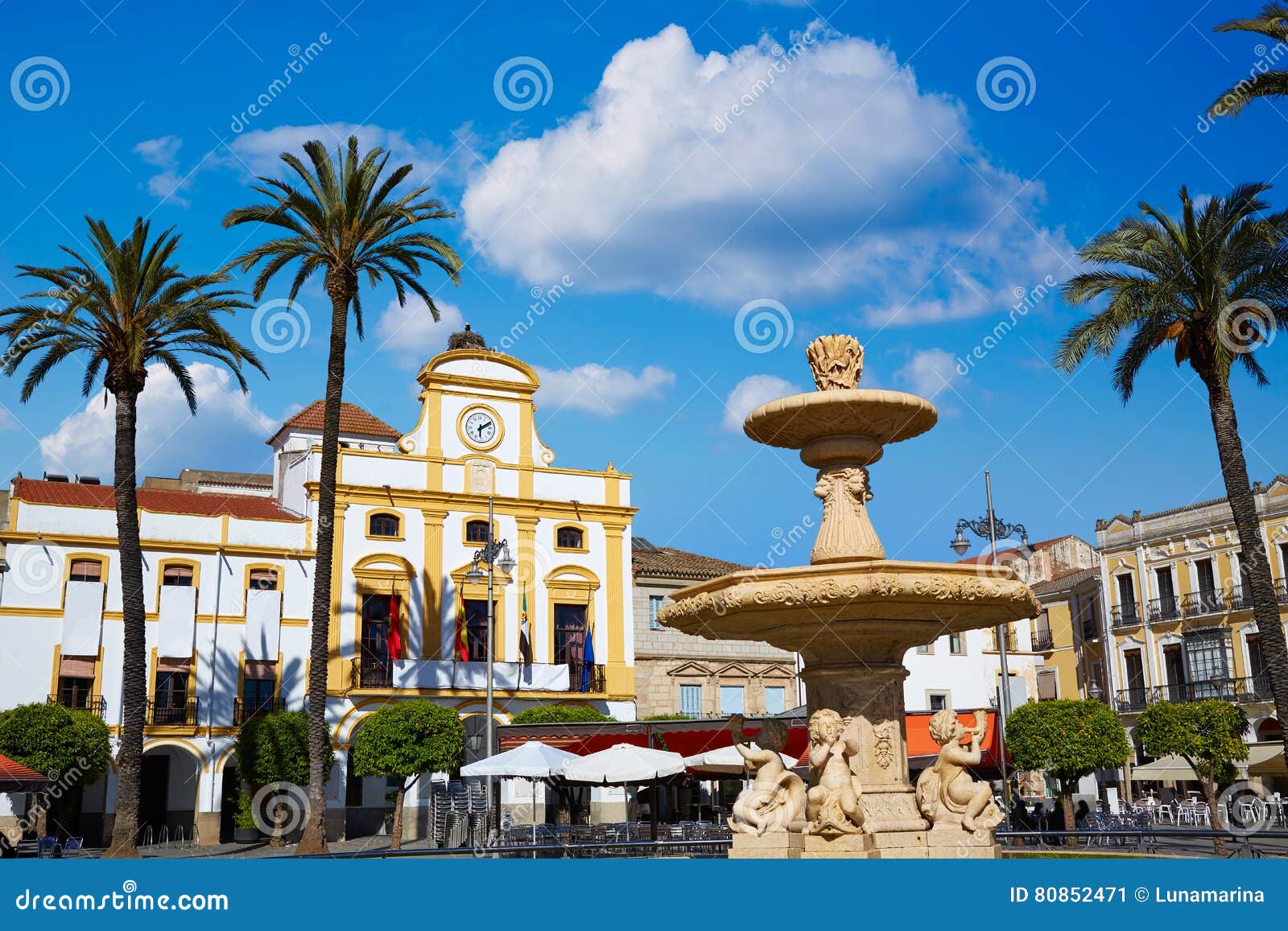 Merida in Spanje Plaza DE Espana Vierkante Badajoz Stock Afbeelding ...