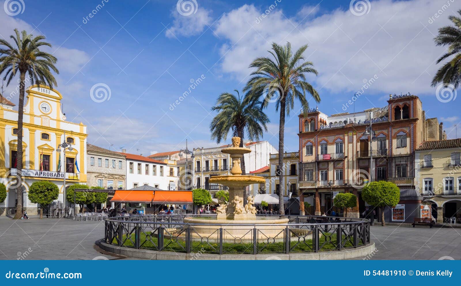 Merida Town Centre Extremadura Spain Image éditorial - Image du arbres ...