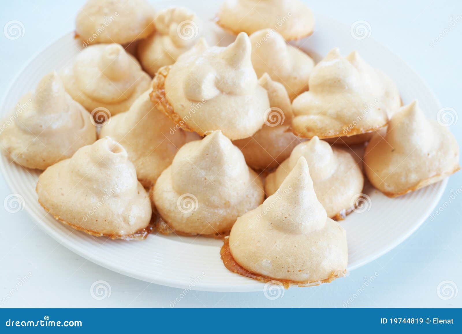 Meringue Cookies on a Plate Stock Image - Image of shop, cater: 19744819