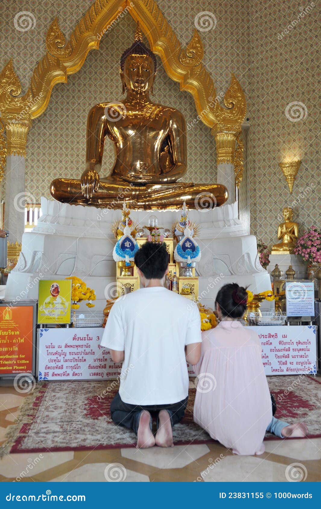 Merit Makers at a Buddhist Temple Editorial Image - Image of holiday ...