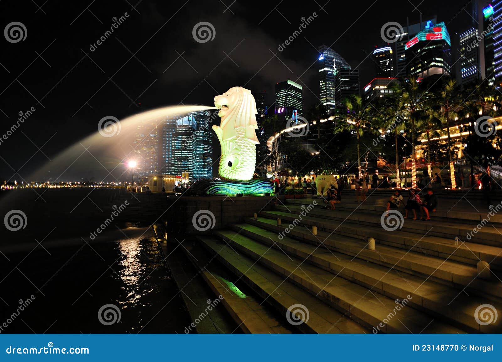 Merlion at night editorial image. Image of symbol, tower - 23148770