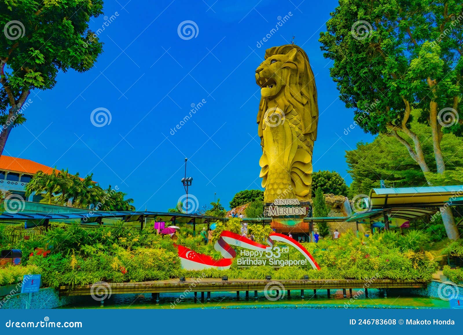 Merlion on Sentosa editorial stock photo. Image of lion - 246783608