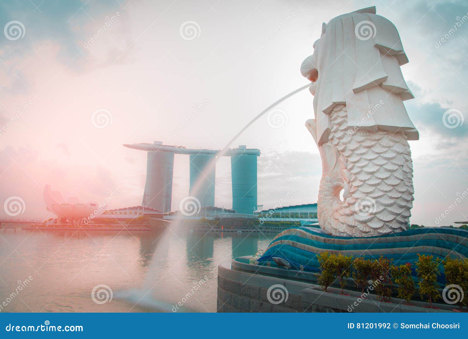 Merlion editorial photography. Image of city, singapore - 81201992