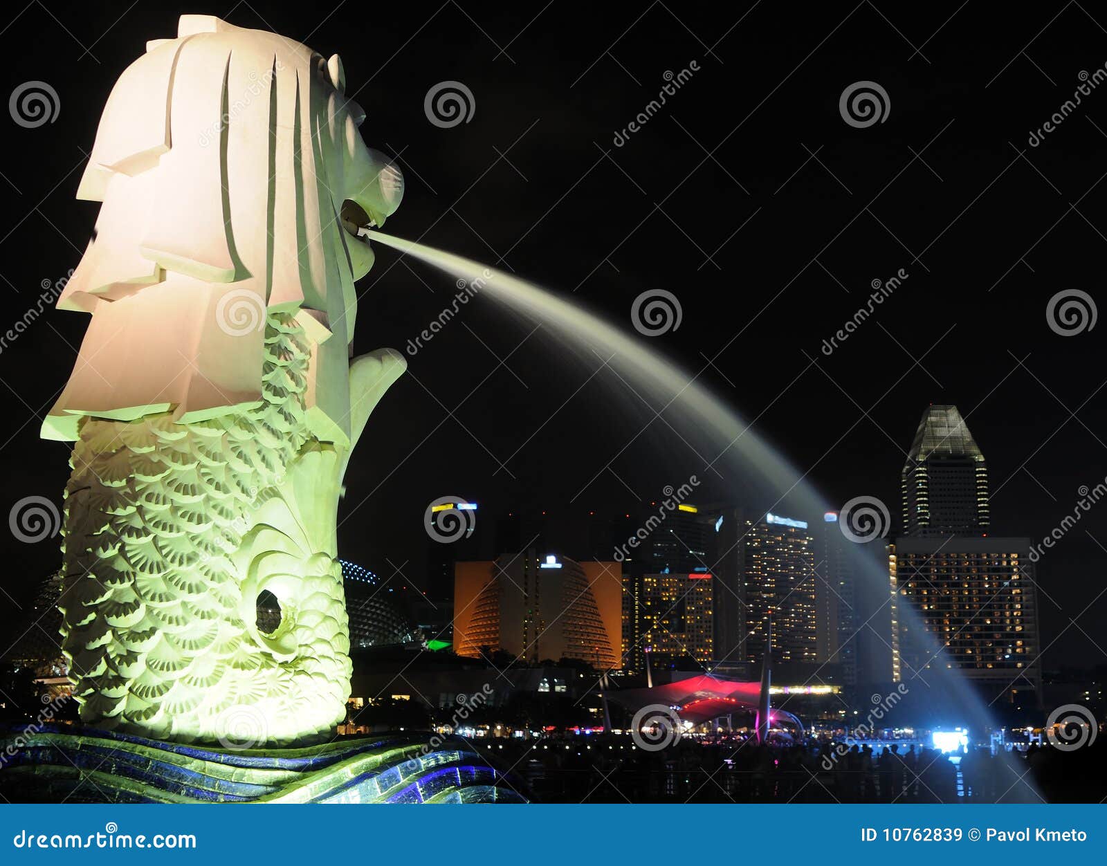 The Merlion Statue in Singapore Editorial Stock Image - Image of asia ...