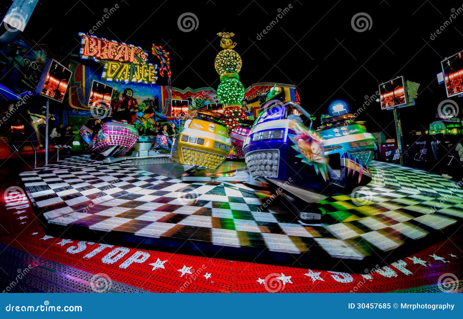 Merry-Go-Round editorial image. Image of carousel, action - 30457685