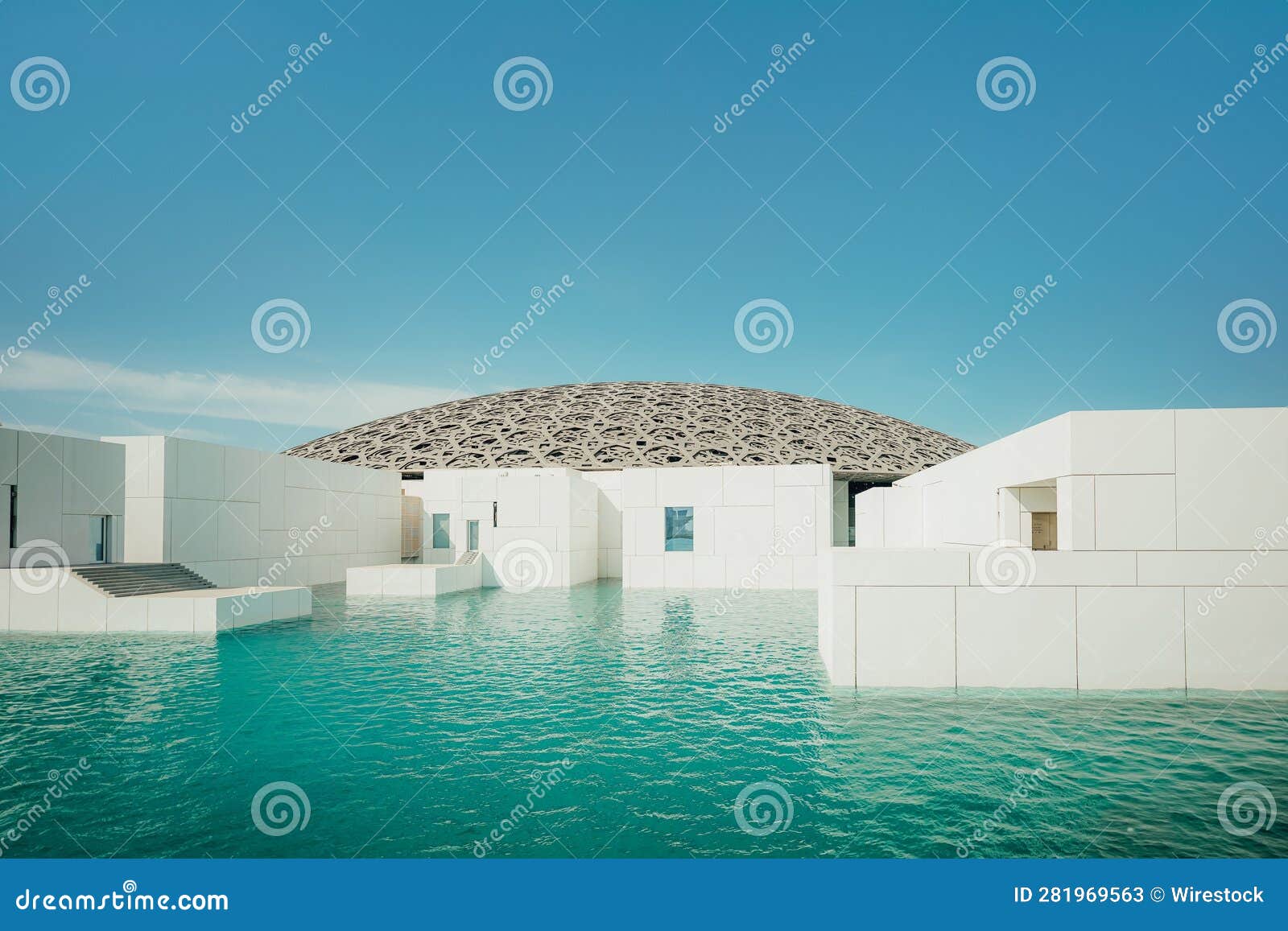Mesmerizing View of the Art Museum Louvre Abu Dhabi Editorial Stock ...
