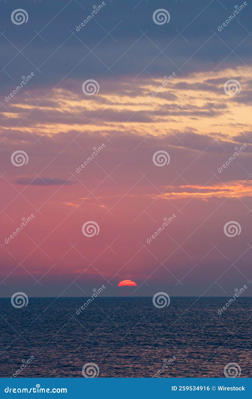 Mesmerizing View of the Golden Sunset Over the Sea Stock Photo - Image ...