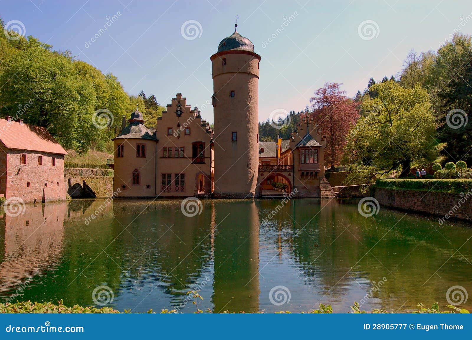 Mespelbrunn Castle stock image. Image of fairy, lower - 28905777