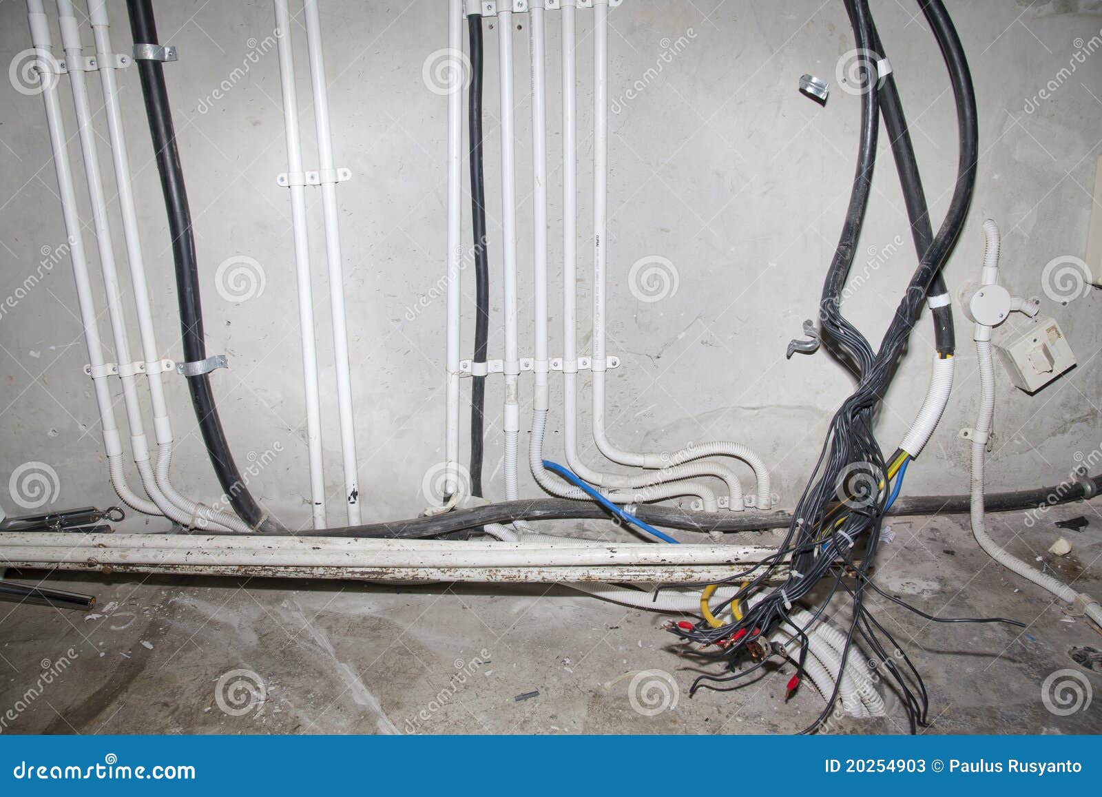 Mess cable installation stock image. Image of unsafe - 20254903