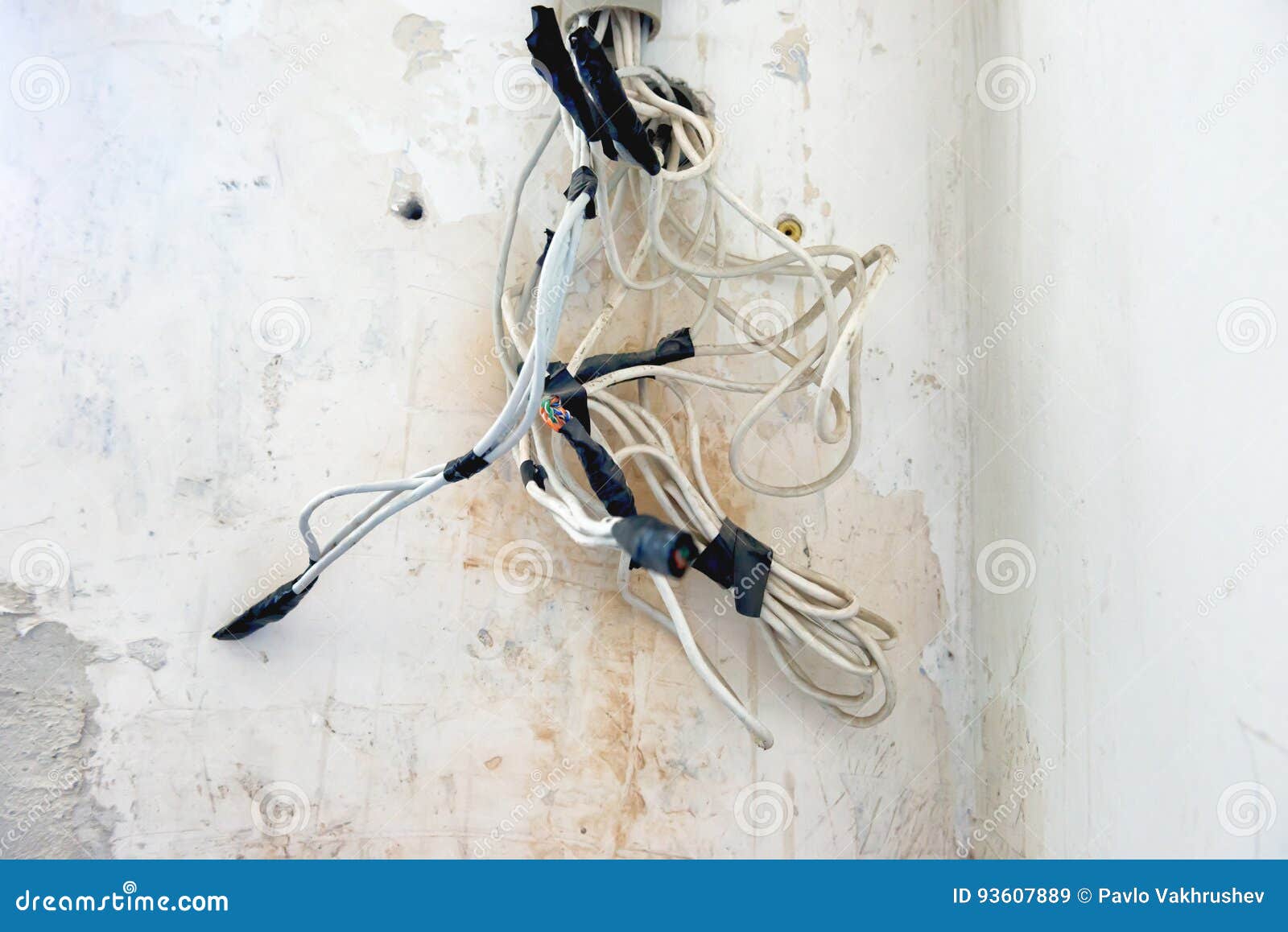 Mess of power cables stock image. Image of messed, computer - 93607889