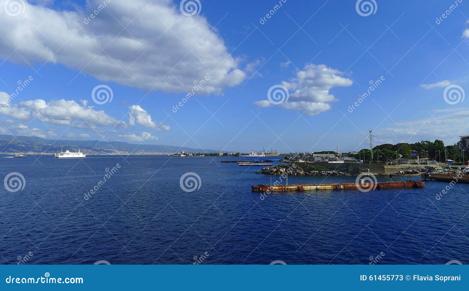 Messina strait, Italy editorial stock photo. Image of city - 61455773