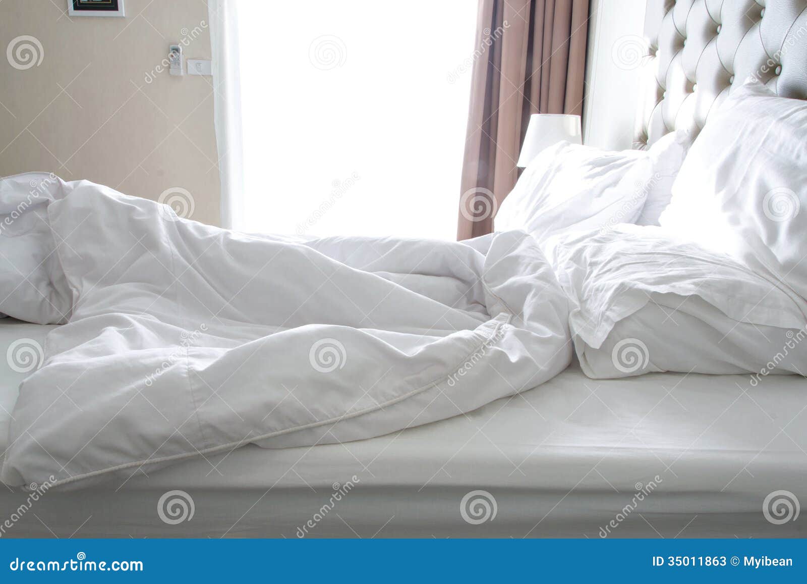 Messy Bedding Sheets and Pillow Stock Image - Image of blanket, design ...