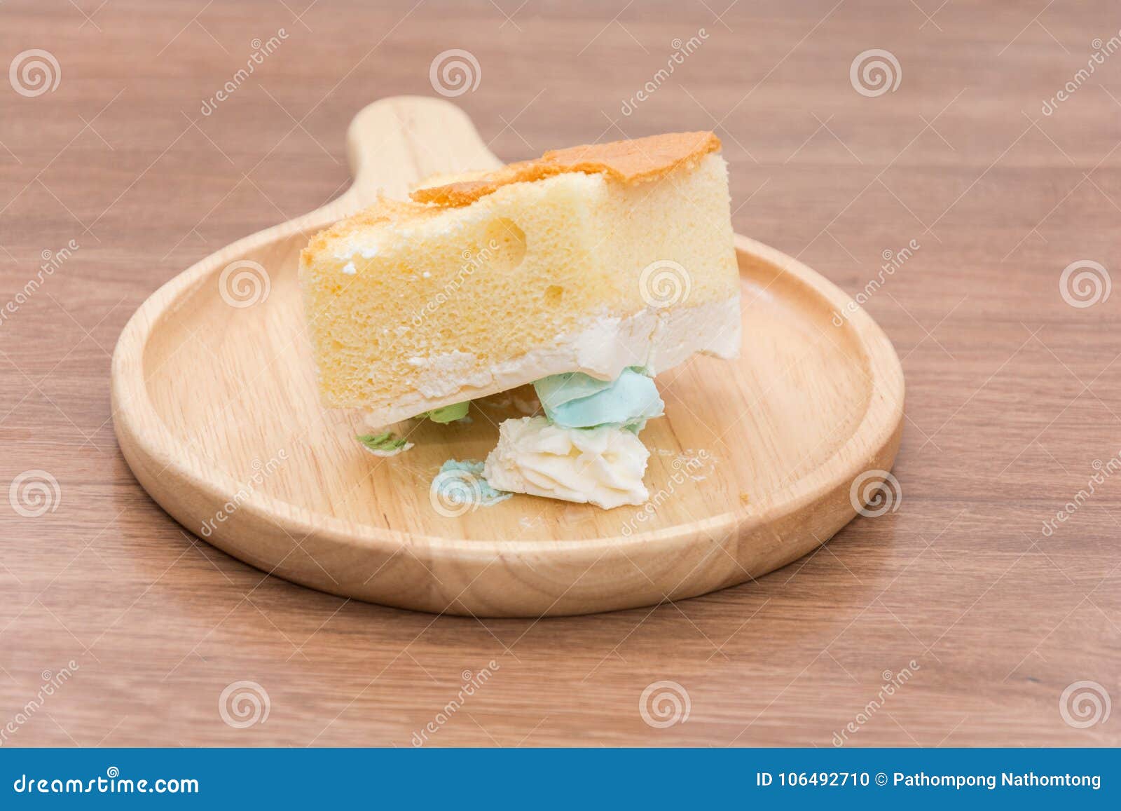 Messy cake after dropping stock photo. Image of leaking - 106492710