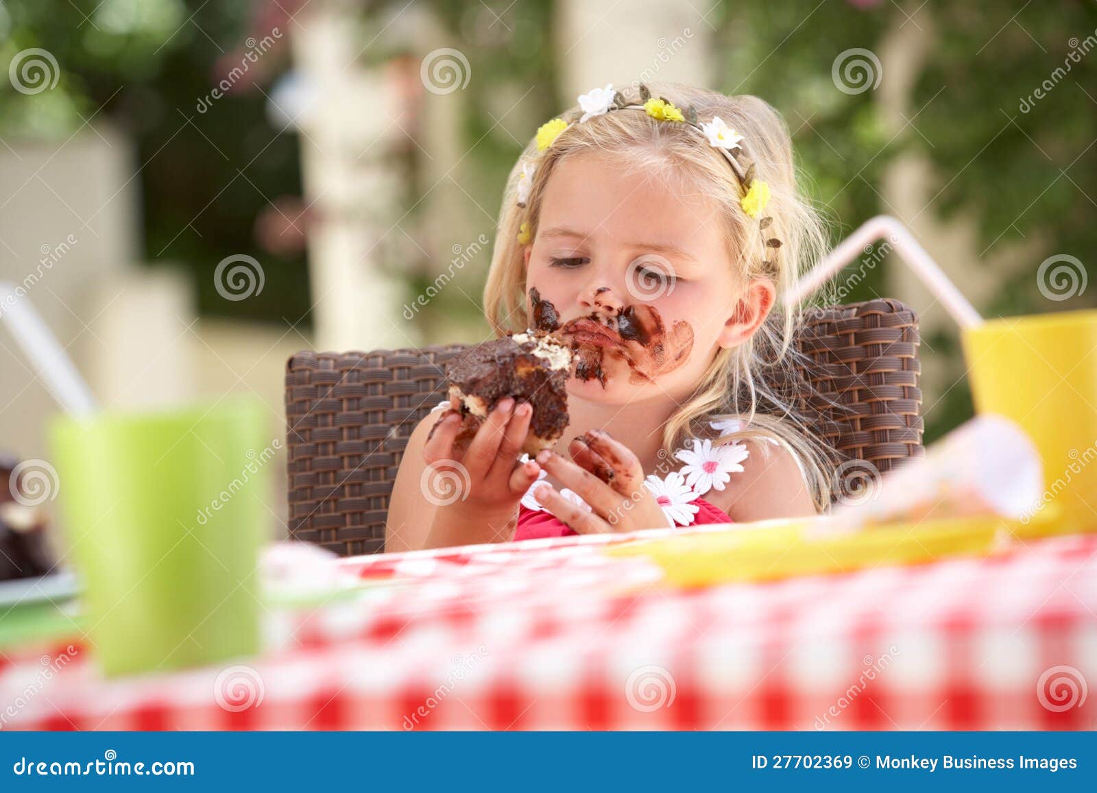 Messy Girl Eating Chocolate Cake Stock Image - Image of slice, diet ...