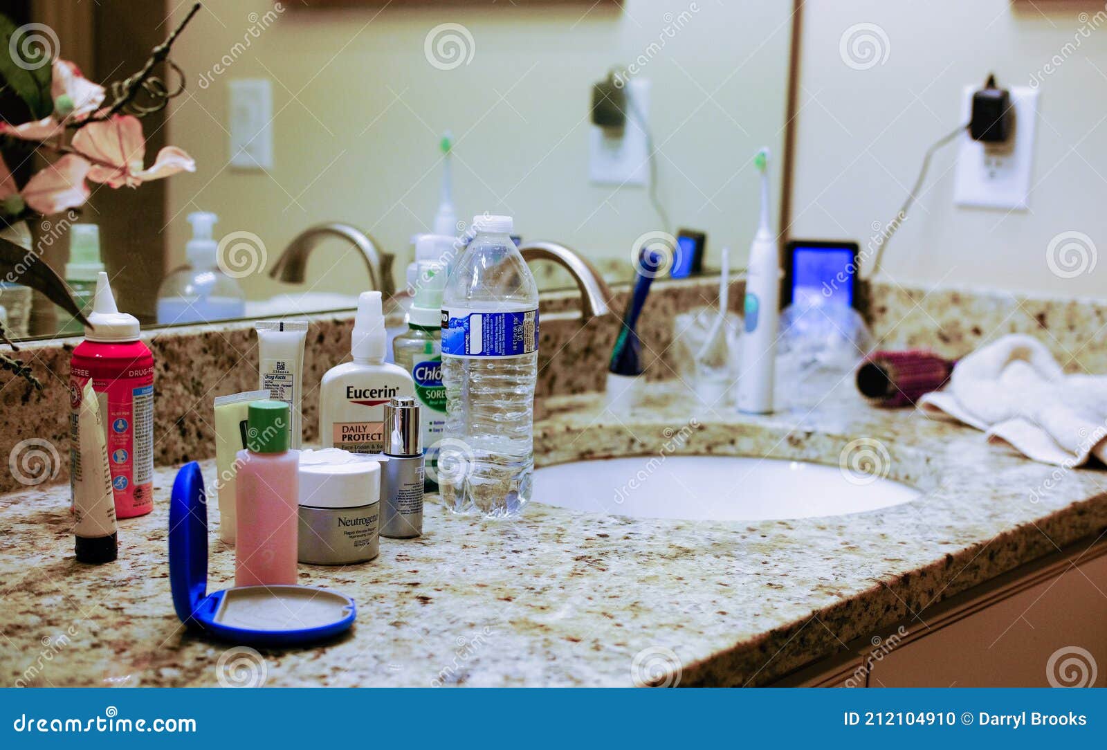 Messy Vanity editorial image. Image of brush, illustrative - 212104910