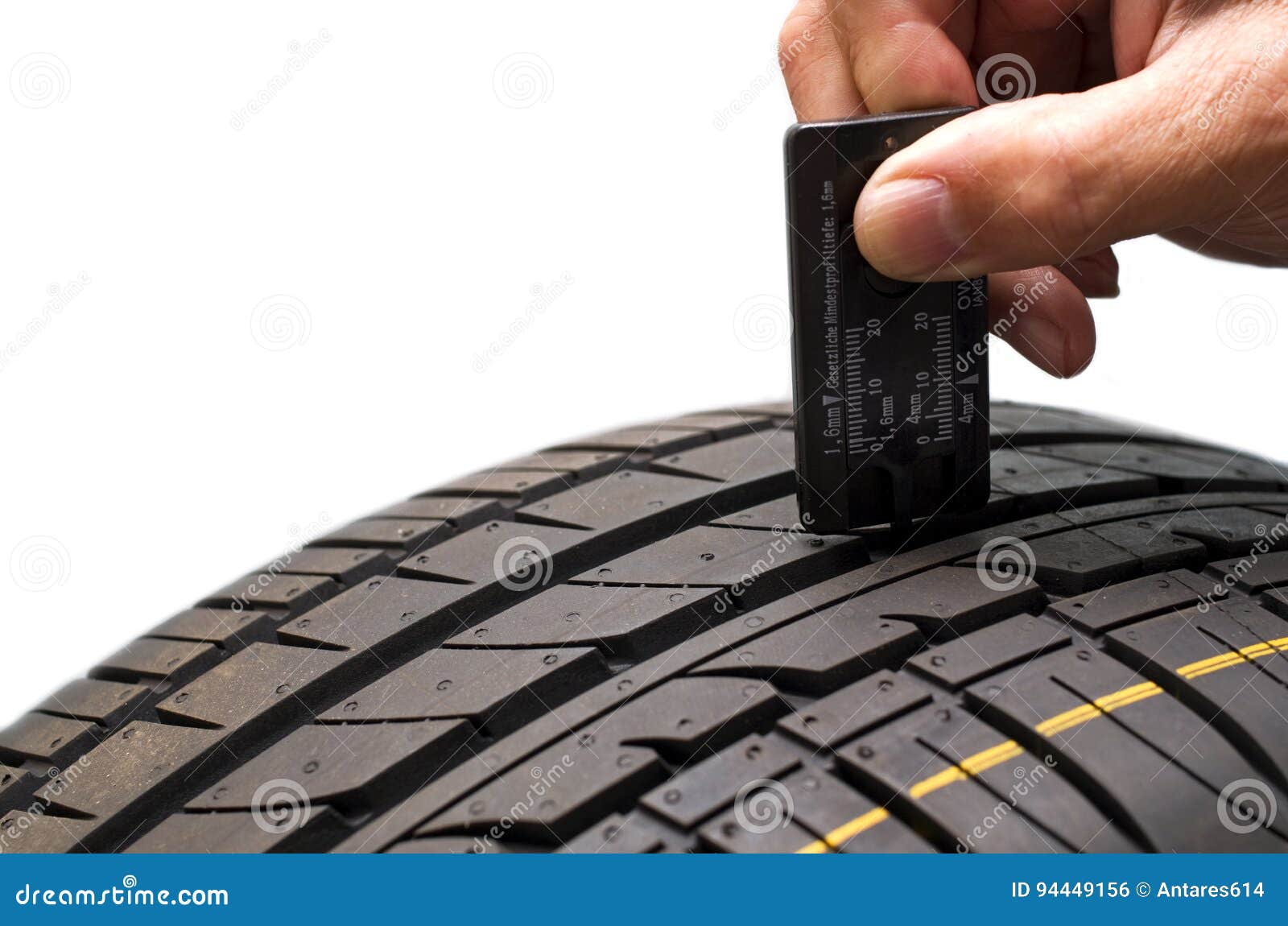 Mesure de pneu photo stock. Image du sports, inscription - 94449156