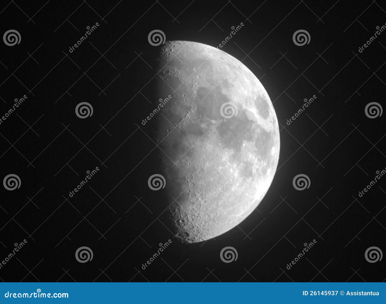 Metade da lua imagem de stock. Imagem de céu, preto, cinzento - 26145937