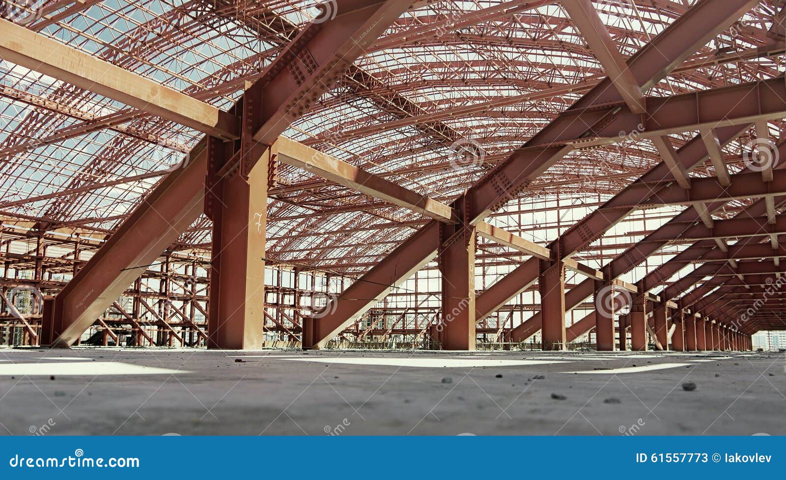 Metal Bau stockbild. Bild von metall, fabrik, mode, kommerziell - 61557773