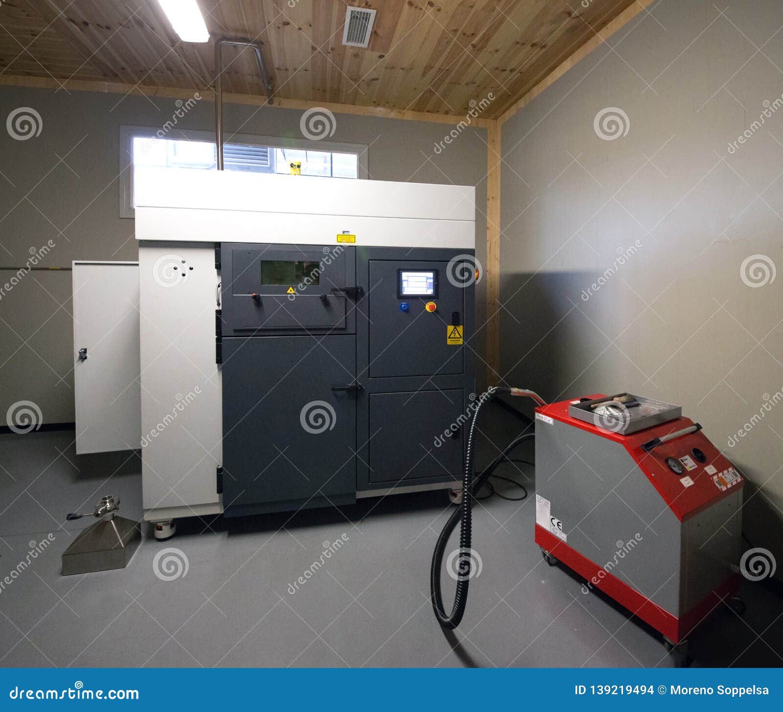 Metal 3D Printer DMLS - Direct Metal Laser Sintering DMLS is an ...