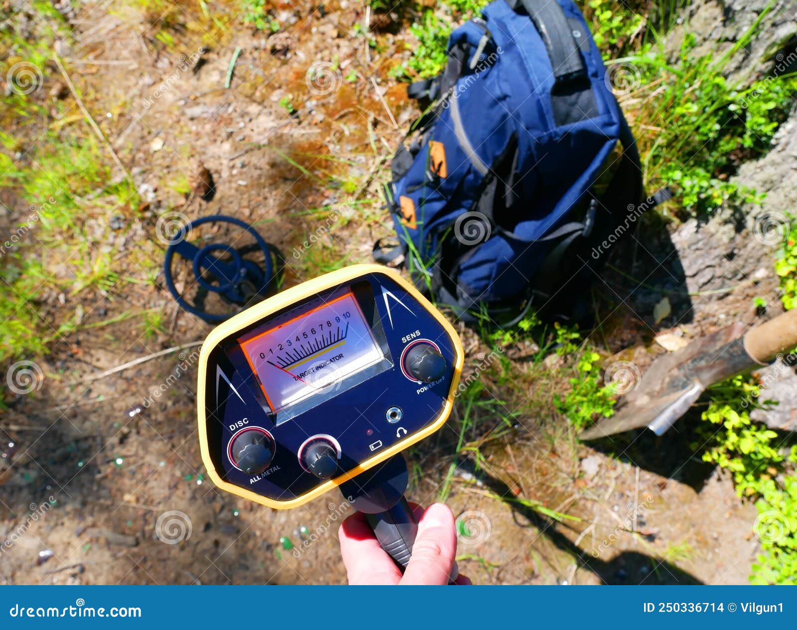 A Metal Detector for Searching for Metals and Precious Objects. Metal ...