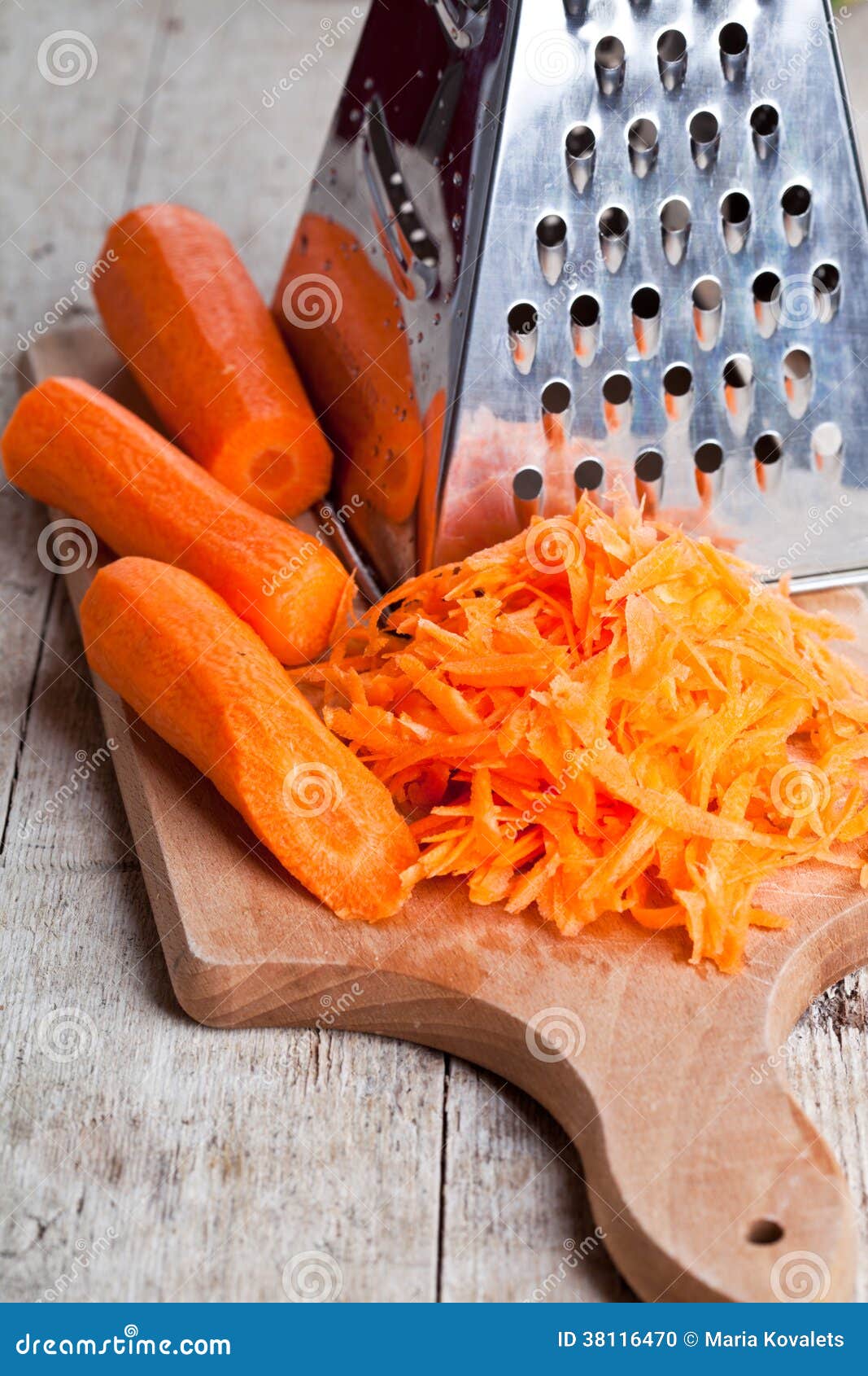 Metal grater and carrot stock photo. Image of food, domestic - 38116470