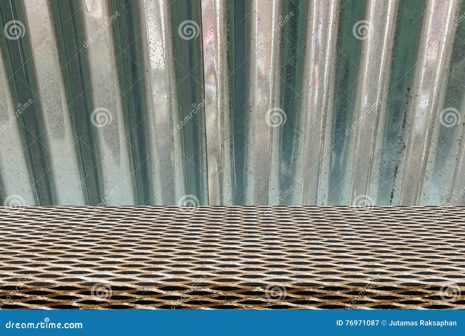 Metal Grid Seamless Pattern on Zinc Stock Image - Image of netting ...