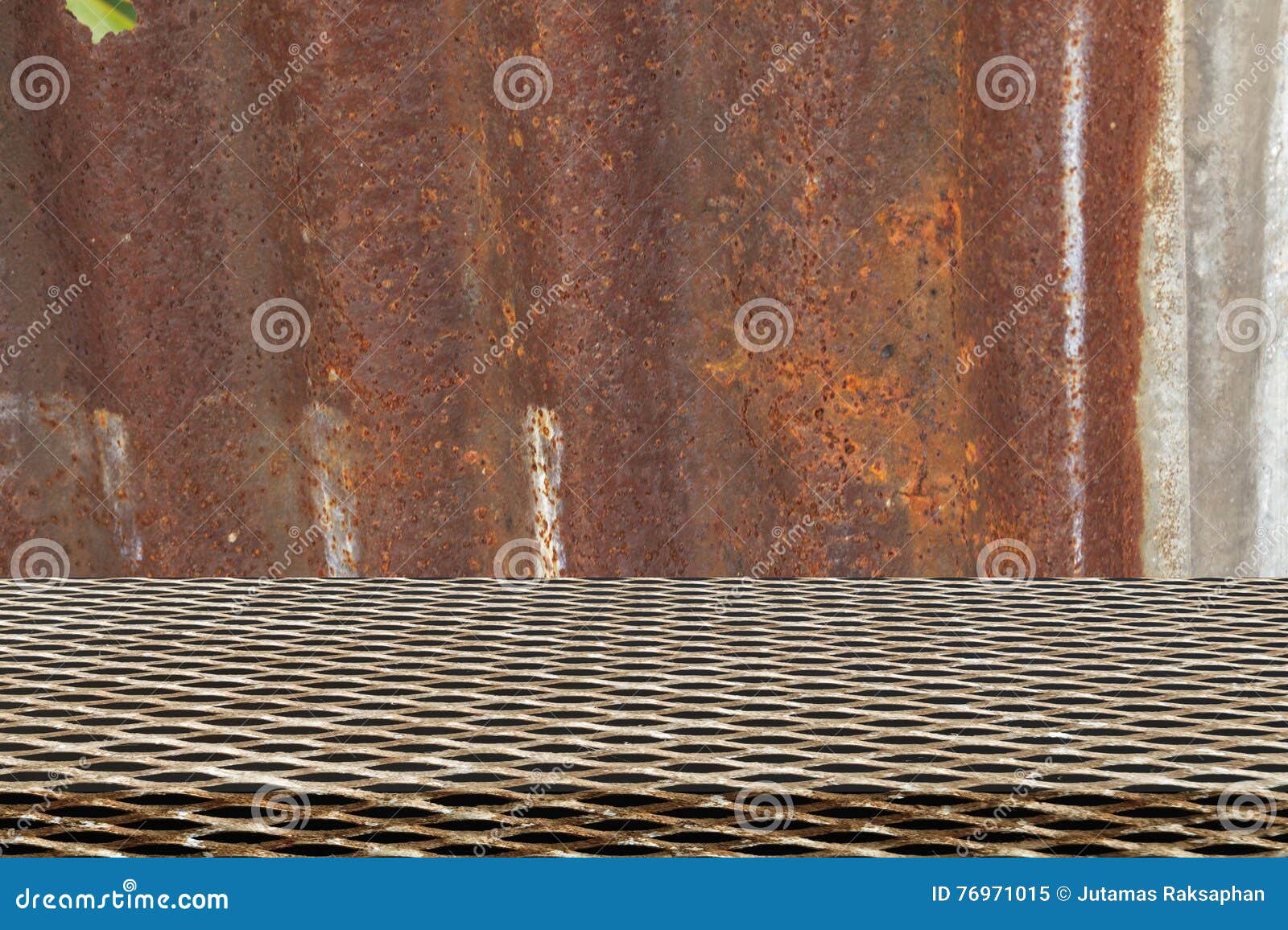 Metal Grid Seamless Pattern on Zinc Stock Image - Image of industrial ...