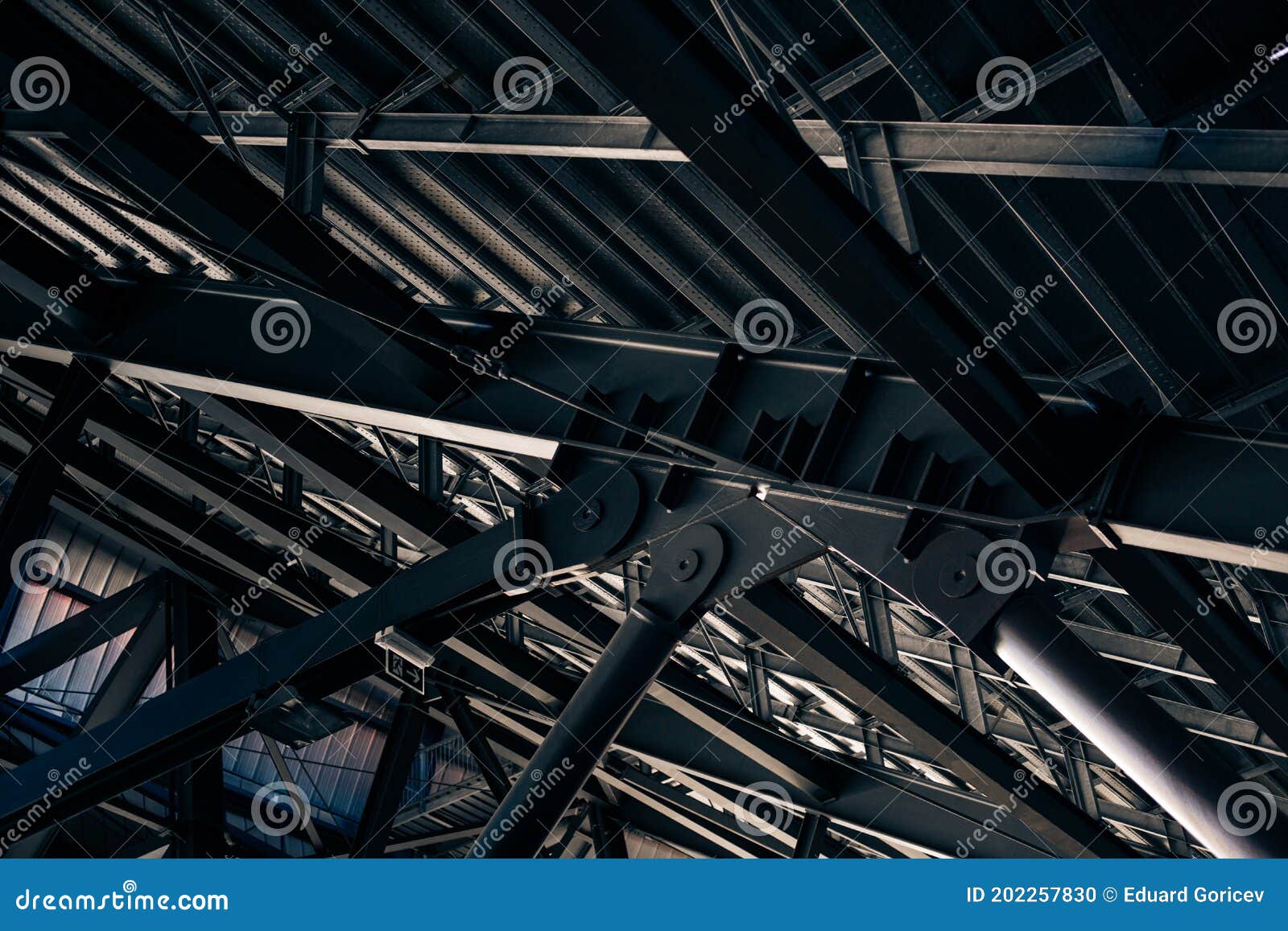 Metal Load-bearing Structure of a Large Building Stock Photo - Image of ...