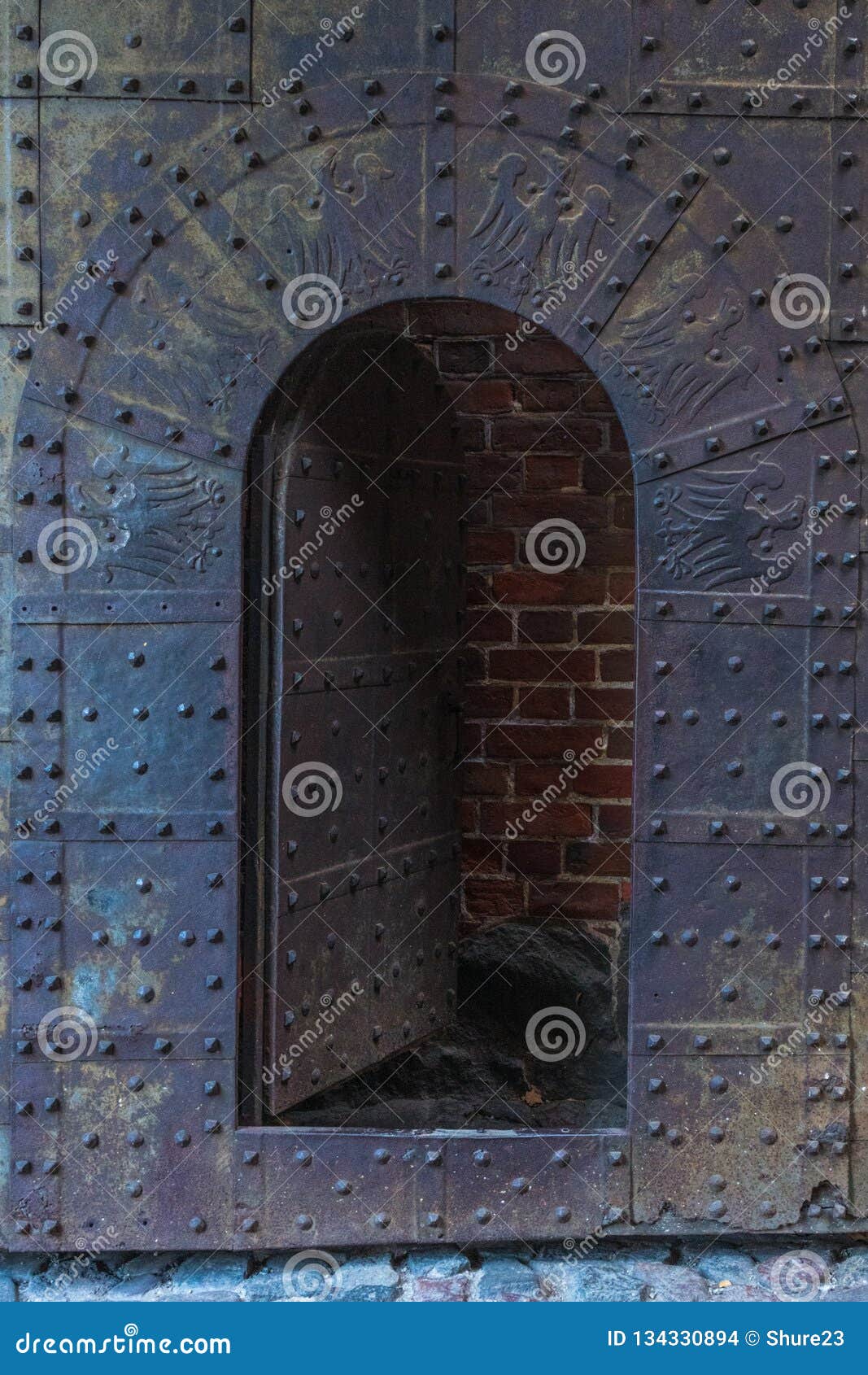 Metal Medieval Castle Doors To the Castle Courtyard Stock Photo - Image ...